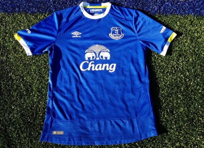 Up-Close: Everton FC 2016/17 Umbro Home Kit - FOOTBALL FASHION